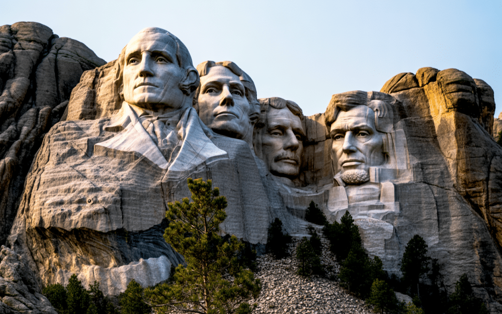 Que savoir sur le mont Rushmore et son histoire fascinante
